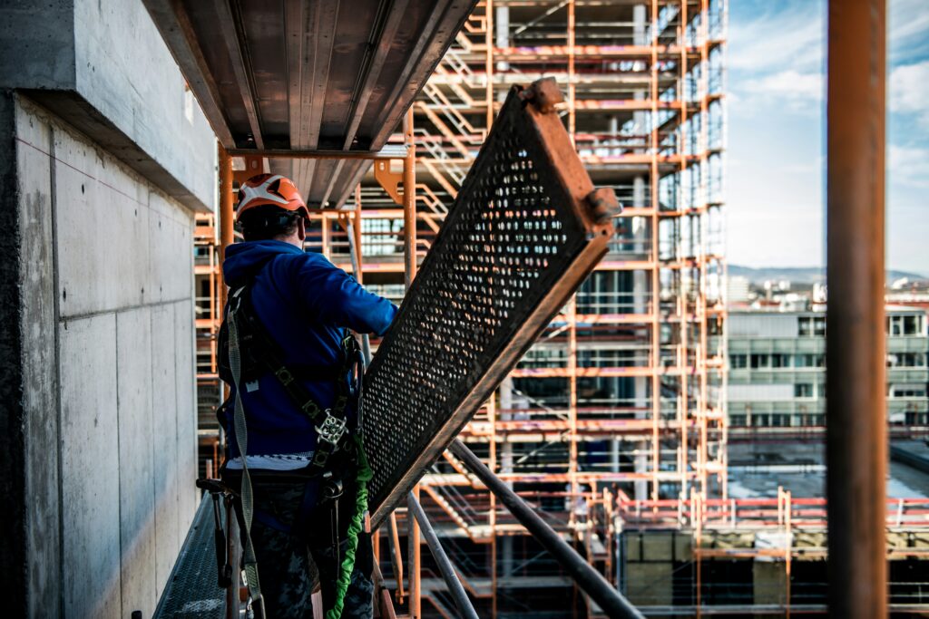 What Is Scaffolding? The Complete Guide to Scaffolding Types, Uses ...